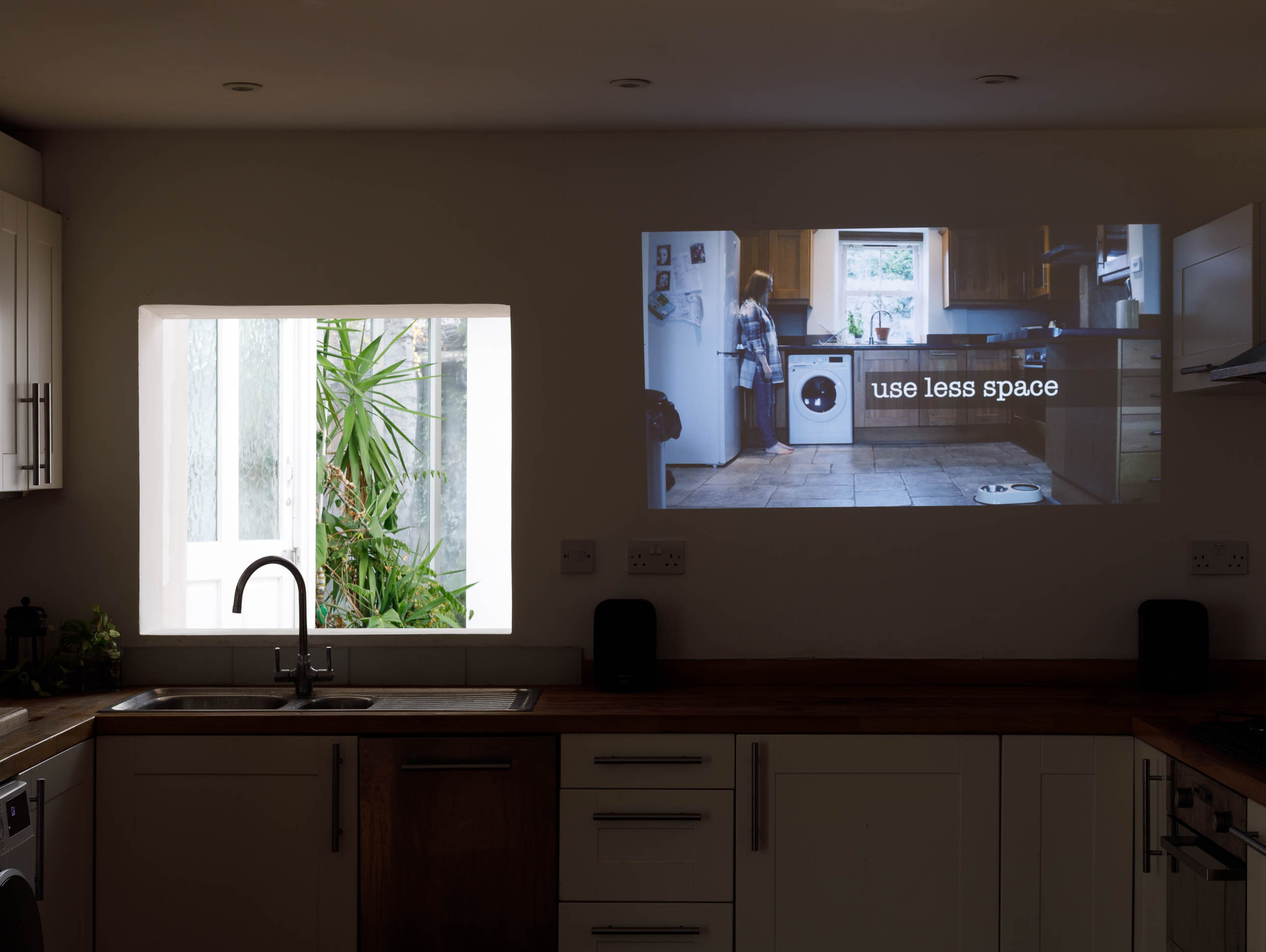 FIRST HAND | Exhibitions | Flat Time House